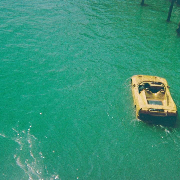 DZ DEATHRAYS Unveil New Album ‘Easing Out Of Control’ - Good Call Live